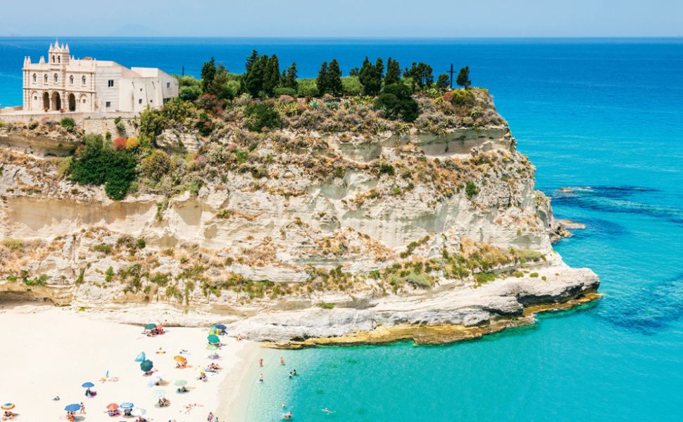 楽天ブックス: JTBのカレンダー 世界でいちばん美しい町 2026（壁掛け/月めくり/風景） (カレンダー2026) - JTBパブリッシング - 9784533167836 : 本